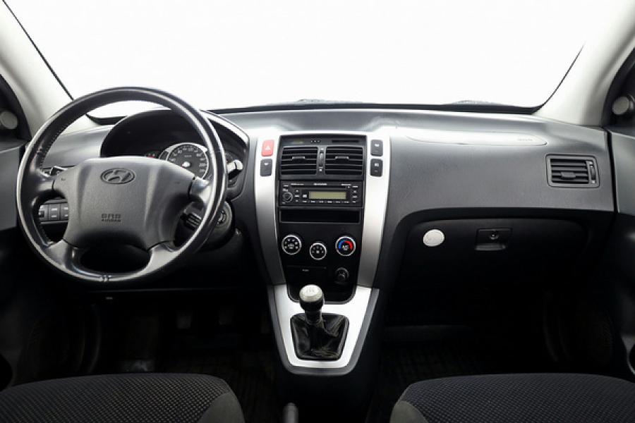 Dzeltens Hyundai Tucson 2008 Tallina, ar dzinēja tilpumu 2.00 L un nobraukumu 159 tūkst. km par 1999 €, foto 6 vietnē AUTOMOTO.COM.LV