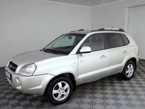 Dzeltens Hyundai Tucson 2008 Tallina, ar dzinēja tilpumu 2.00 L un nobraukumu 159 tūkst. km par 1999 €, foto 10 vietnē AUTOMOTO.COM.LV