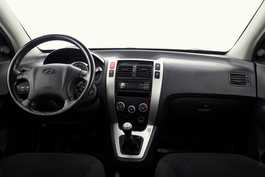Dzeltens Hyundai Tucson 2008 Tallina, ar dzinēja tilpumu 2.00 L un nobraukumu 264 tūkst. km par 1499 €, foto 6 vietnē AUTOMOTO.COM.LV