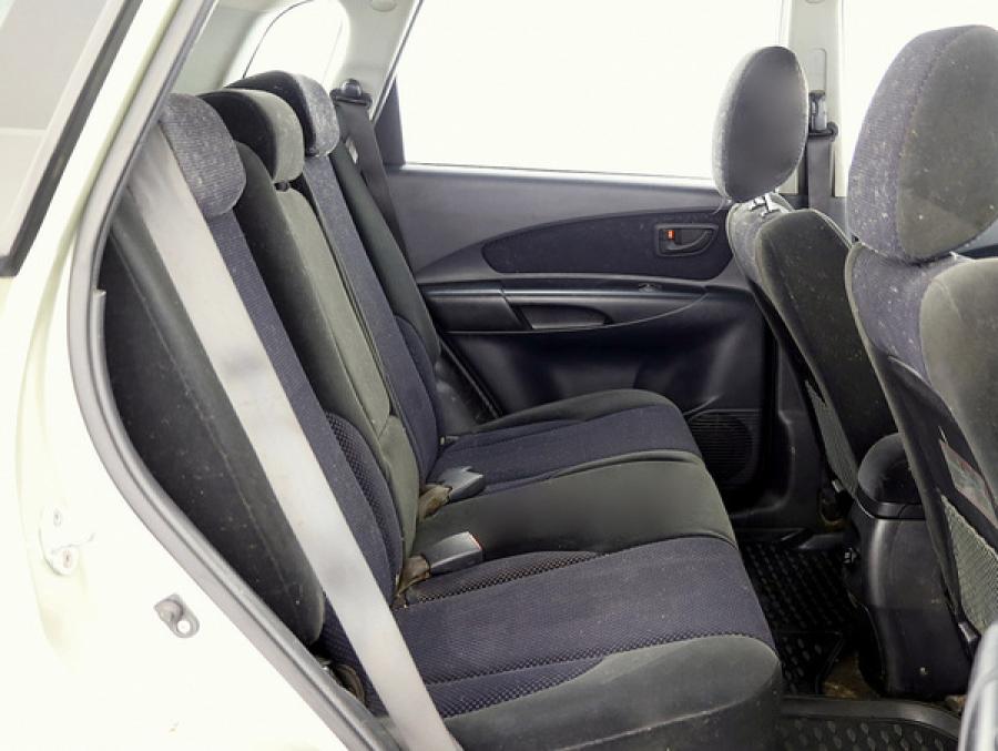 Dzeltens Hyundai Tucson 2008 Tallina, ar dzinēja tilpumu 2.00 L un nobraukumu 264 tūkst. km par 1499 €, foto 8 vietnē AUTOMOTO.COM.LV