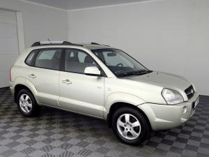 Dzeltens Hyundai Tucson 2008 Tallina, ar dzinēja tilpumu 2.00 L un nobraukumu 264 tūkst. km par 1499 €, foto 9 vietnē AUTOMOTO.COM.LV