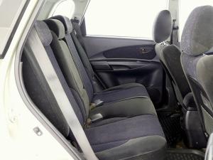 Dzeltens Hyundai Tucson 2008 Tallina, ar dzinēja tilpumu 2.00 L un nobraukumu 264 tūkst. km par 1499 €, foto 15 vietnē AUTOMOTO.COM.LV