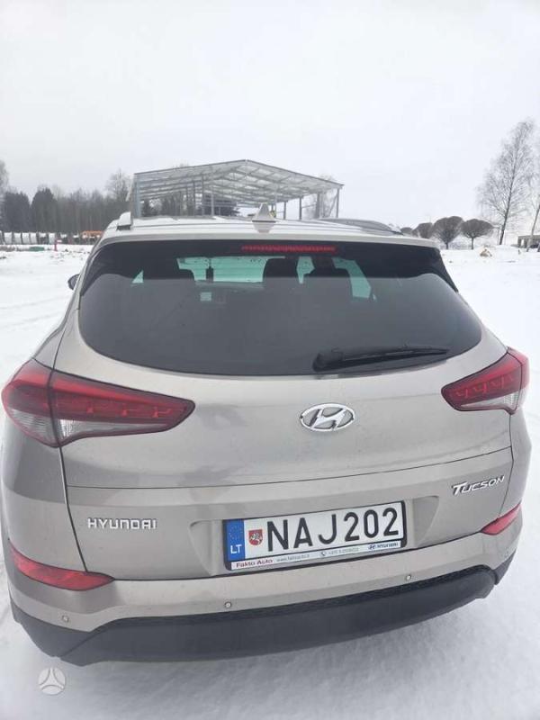 Dzeltens Hyundai Tucson 2018 Šauļi, ar dzinēja tilpumu 1.59 L un nobraukumu 65 tūkst. km par 15450 €, foto 5 vietnē AUTOMOTO.COM.LV
