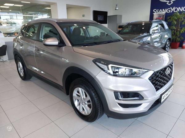 Yellow Hyundai Tucson 2019 in Kaunas, with an engine capacity of 1.59 L and mileage of 64 thousand km for 12788 €, photo 5 on AUTOMOTO.COM.LV