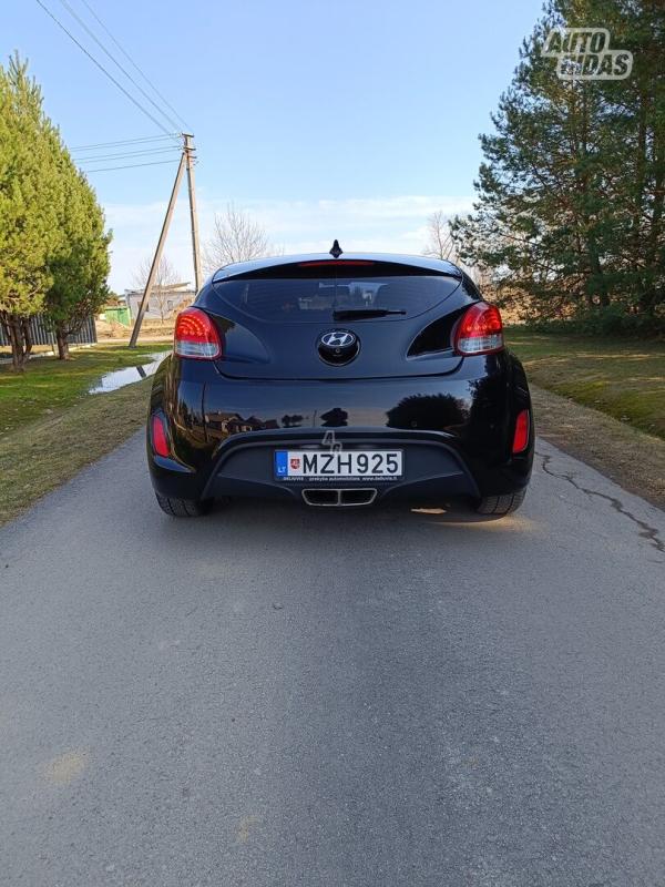 Black Hyundai Veloster 2012 in Panevezys, with an engine capacity of 1.60 L and mileage of 176 thousand km for 5100 €, photo 6 on AUTOMOTO.COM.LV