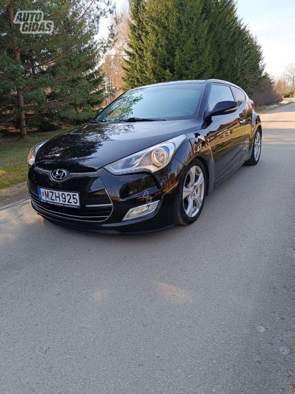 Black Hyundai Veloster 2012 in Panevezys, with an engine capacity of 1.60 L and mileage of 176 thousand km for 5100 €, photo 7 on AUTOMOTO.COM.LV