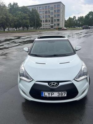 Balts Hyundai Veloster 2012 Kauņa, ar dzinēja tilpumu 1.59 L un nobraukumu 196 tūkst. km par 5300 €, foto 4 vietnē AUTOMOTO.COM.LV
