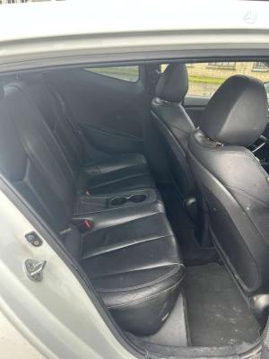 Balts Hyundai Veloster 2012 Kauņa, ar dzinēja tilpumu 1.59 L un nobraukumu 196 tūkst. km par 5300 €, foto 10 vietnē AUTOMOTO.COM.LV