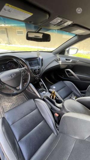 Balts Hyundai Veloster 2016 Kupiškis, ar dzinēja tilpumu 1.59 L un nobraukumu 140 tūkst. km par 7600 €, foto 7 vietnē AUTOMOTO.COM.LV