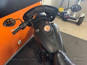 Melns Indian Chief 2017 Tartu, ar dzinēja tilpumu 1.81 L un nobraukumu 28 tūkst. km par 11990 €, foto 8 vietnē AUTOMOTO.COM.LV