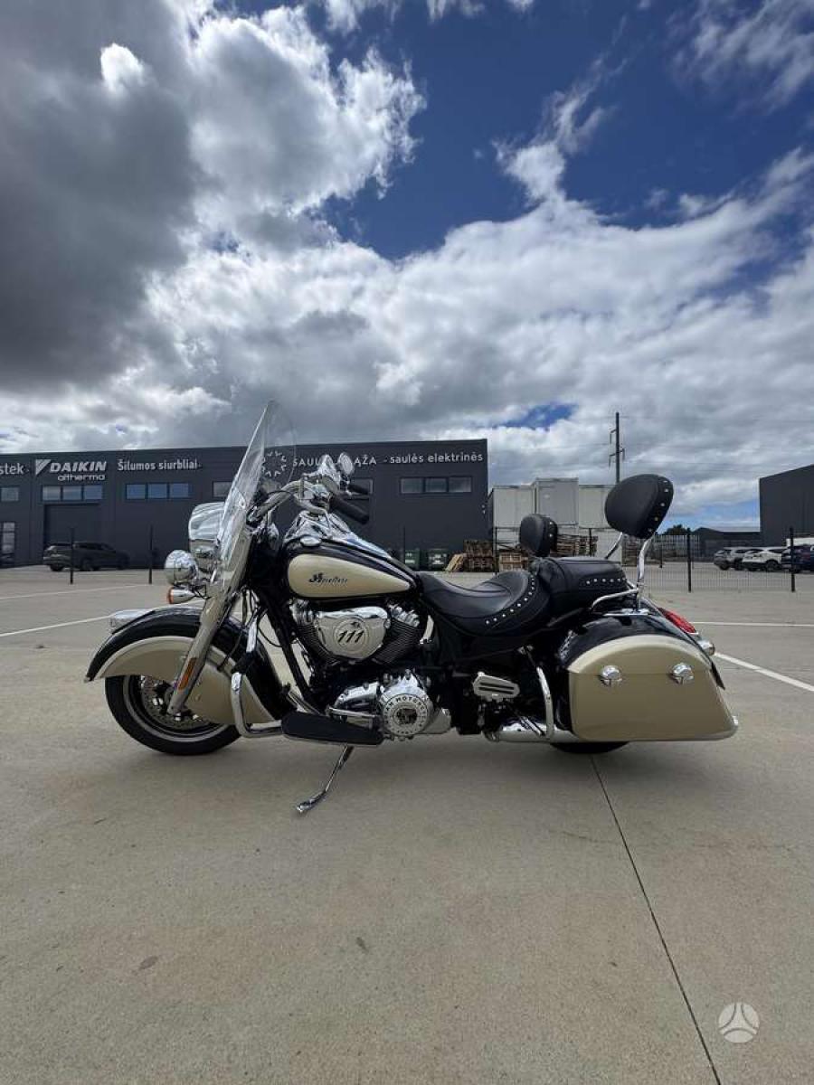 Brūns Indian Chief 2021 Klaipėda, ar dzinēja tilpumu 1.81 L un nobraukumu 18 tūkst. km par 15200 €, foto 3 vietnē AUTOMOTO.COM.LV