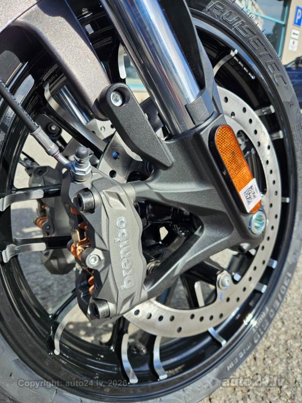 Grey Indian Chief 2026 in Tallinn, with an engine capacity of 1.89 L and mileage of 1 thousand km for 24590 €, photo 9 on AUTOMOTO.COM.LV