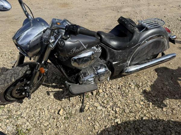 Индиан Chief 2019 в Таураге на AUTOMOTO.COM.LV Индиан Chief 2019 в Таураге, объемом двигателя 0.00 л и пробегом 50 тыс. км за 5500 €, фото 5 на AUTOMOTO.COM.LV
