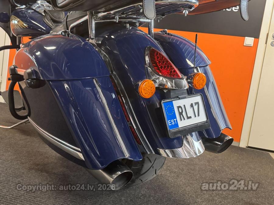 Blue Indian Chieftain 2015 in Tartu, with an engine capacity of 1.81 L and mileage of 75 thousand km for 11490 €, photo 9 on AUTOMOTO.COM.LV