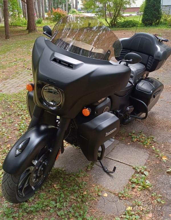 Черный Индиан Roadmaster 2024 в Таллин, объемом двигателя 1.89 л и пробегом 19 тыс. км за 21999 €, фото 3 на AUTOMOTO.COM.LV