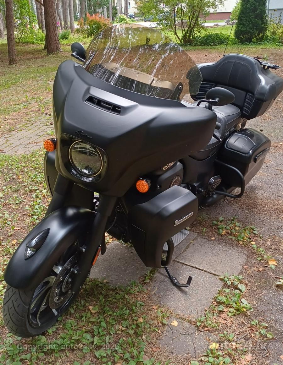 Черный Индиан Roadmaster 2024 в Таллин, объемом двигателя 1.89 л и пробегом 19 тыс. км за 21999 €, фото 4 на AUTOMOTO.COM.LV