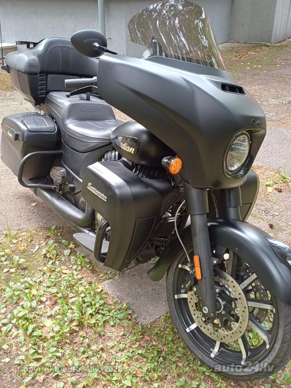 Черный Индиан Roadmaster 2024 в Таллин, объемом двигателя 1.89 л и пробегом 19 тыс. км за 21999 €, фото 4 на AUTOMOTO.COM.LV