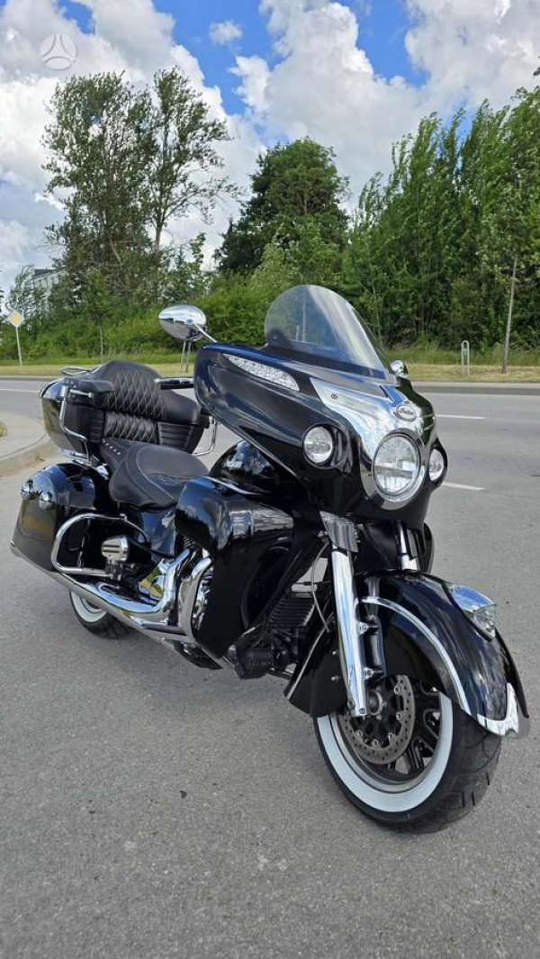 Indian Roadmaster 2017 in Siauliai, with an engine capacity of 1.81 L and mileage of 32 thousand km for 12499 €, photo 3 on AUTOMOTO.COM.LV