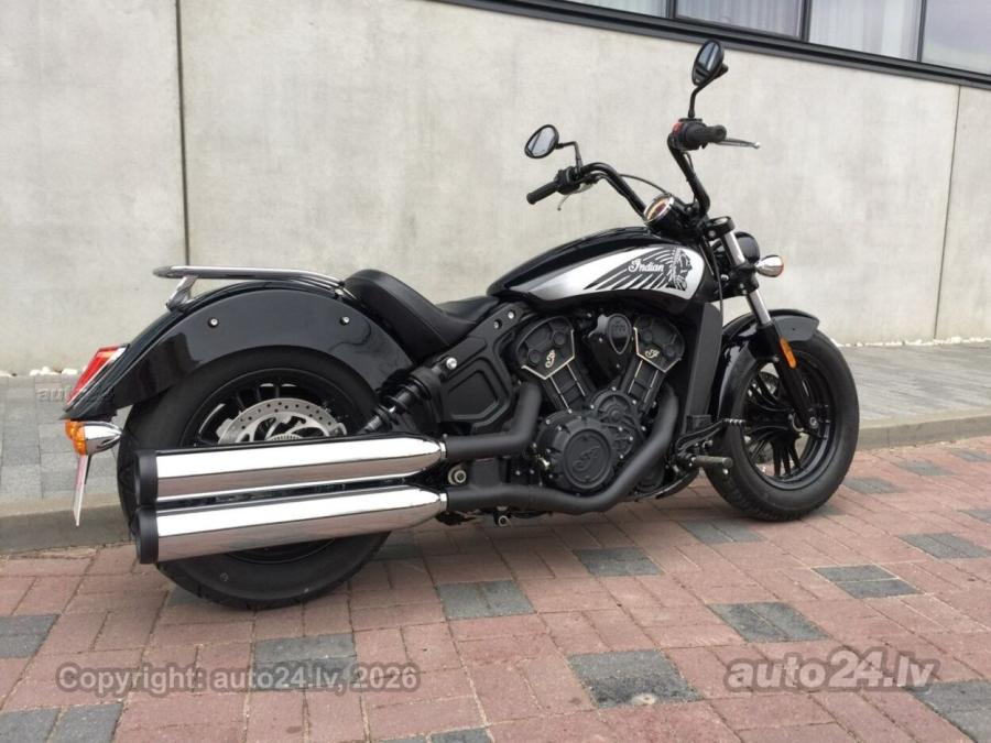 Black Indian Scout 2017 in Tallinn, with an engine capacity of 1.00 L and mileage of 7 thousand km for 10000 €, photo 3 on AUTOMOTO.COM.LV