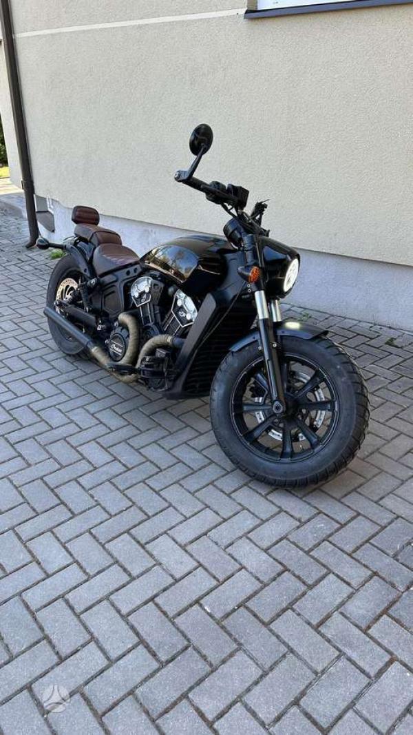 Melns Indian Scout 2018 Kauņa, ar dzinēja tilpumu 1.13 L un nobraukumu 11 tūkst. km par 9450 €, foto 2 vietnē AUTOMOTO.COM.LV
