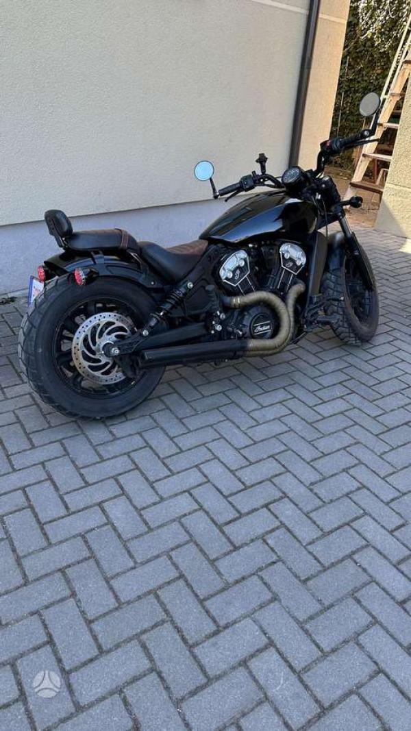 Melns Indian Scout 2018 Kauņa, ar dzinēja tilpumu 1.13 L un nobraukumu 11 tūkst. km par 9450 €, foto 3 vietnē AUTOMOTO.COM.LV