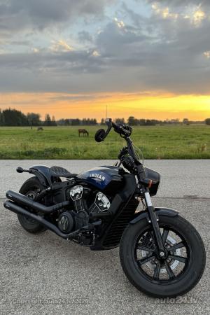 Black Indian Scout 2021 in Tartu, with an engine capacity of 1.13 L and mileage of 22 thousand km for 11999 €, photo 4 on AUTOMOTO.COM.LV