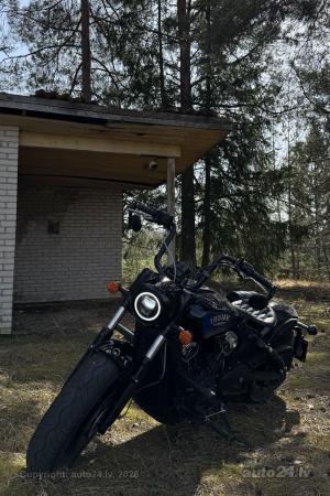 Black Indian Scout 2021 in Tartu, with an engine capacity of 1.13 L and mileage of 22 thousand km for 11999 €, photo 7 on AUTOMOTO.COM.LV