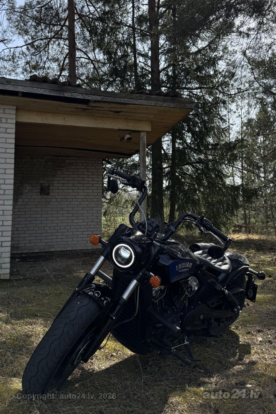 Black Indian Scout 2021 in Tartu, with an engine capacity of 1.13 L and mileage of 22 thousand km for 11999 €, photo 7 on AUTOMOTO.COM.LV