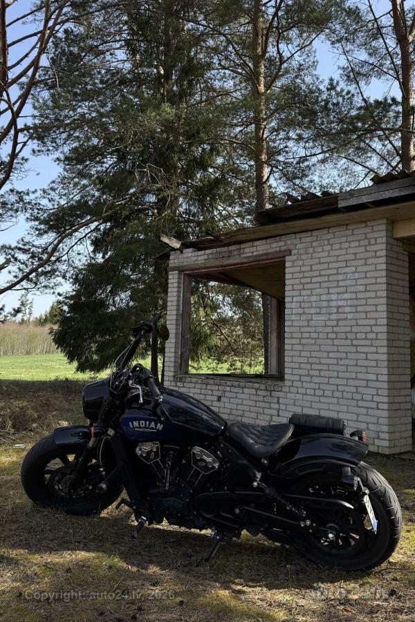 Black Indian Scout 2021 in Tartu, with an engine capacity of 1.13 L and mileage of 22 thousand km for 11999 €, photo 7 on AUTOMOTO.COM.LV
