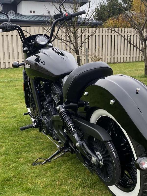 Black Indian Scout 2022 in Panevezys, with an engine capacity of 1.00 L and mileage of 13 thousand km for 8100 €, photo 11 on AUTOMOTO.COM.LV