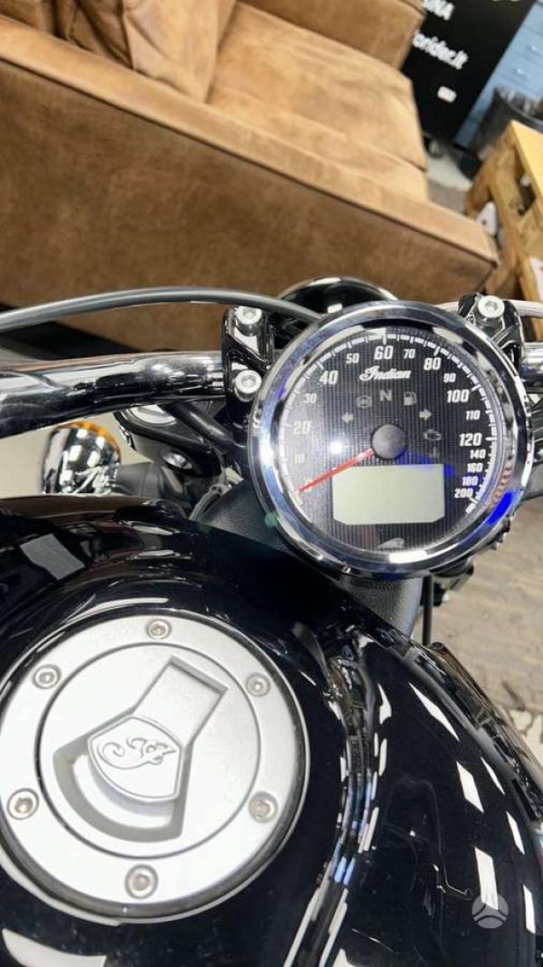 Black Indian Scout 2024 in Vilnius, with an engine capacity of 1.13 L and mileage of 0 thousand km for 15999 €, photo 5 on AUTOMOTO.COM.LV