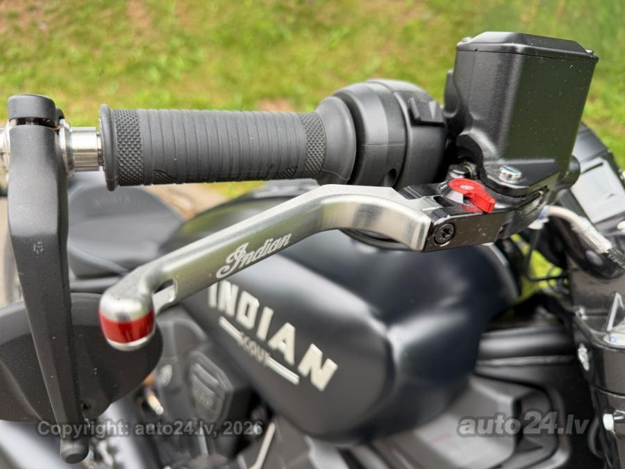 Melns Indian Scout 2026 Tallina, ar dzinēja tilpumu 1.25 L un nobraukumu 1 tūkst. km par 19990 €, foto 12 vietnē AUTOMOTO.COM.LV