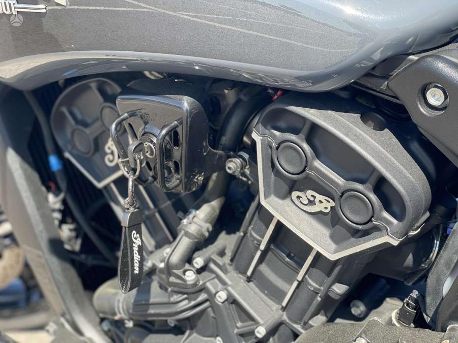 Grey Indian Scout 2023 in Kaunas, with an engine capacity of 1.13 L and mileage of 1 thousand km for 13300 €, photo 13 on AUTOMOTO.COM.LV