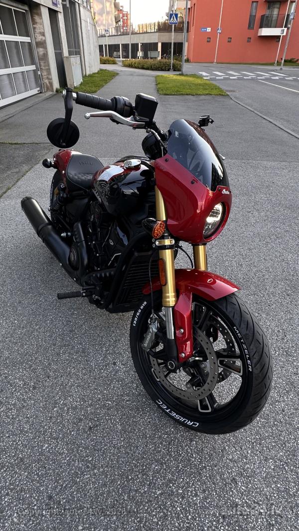 Sarkans Indian Scout 2025 Tallina, ar dzinēja tilpumu 1.25 L un nobraukumu 3 tūkst. km par 17700 €, foto 2 vietnē AUTOMOTO.COM.LV