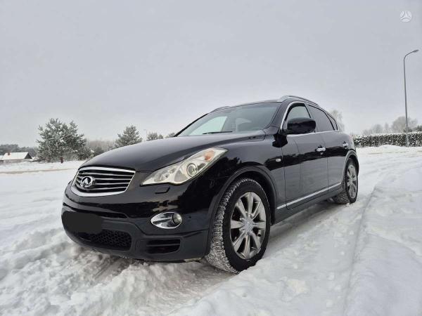 Black Infiniti ex-30 2011 in Klaipeda, with an engine capacity of 3.00 L and mileage of 182 thousand km for 7450 €, photo 7 on AUTOMOTO.COM.LV