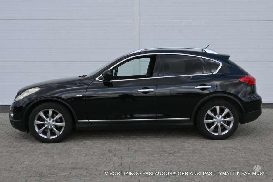 Black Infiniti ex-30 2011 in Kretinga, with an engine capacity of 3.00 L and mileage of 198 thousand km for 7899 €, photo 12 on AUTOMOTO.COM.LV