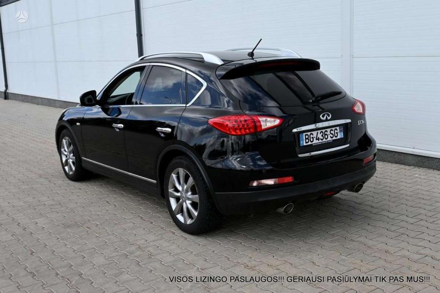 Black Infiniti ex-30 2011 in Kretinga, with an engine capacity of 3.00 L and mileage of 198 thousand km for 7899 €, photo 14 on AUTOMOTO.COM.LV