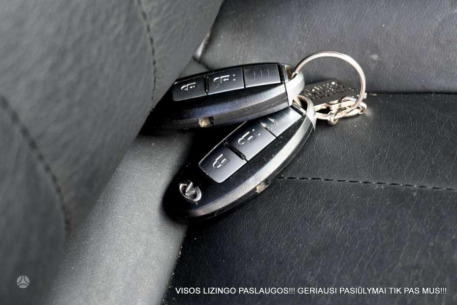 Black Infiniti ex-30 2011 in Kretinga, with an engine capacity of 3.00 L and mileage of 198 thousand km for 7899 €, photo 29 on AUTOMOTO.COM.LV