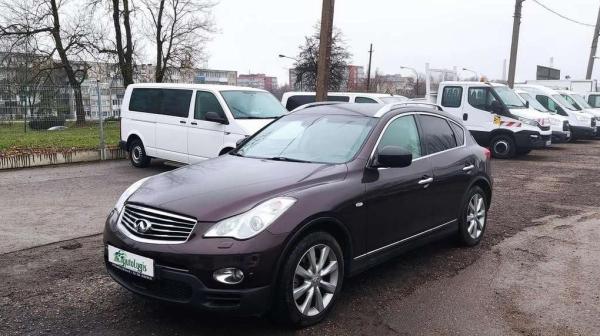 Infiniti ex-30 2010 in Klaipeda, with an engine capacity of 2.99 L and mileage of 275 thousand km for 7990 €, photo 4 on AUTOMOTO.COM.LV