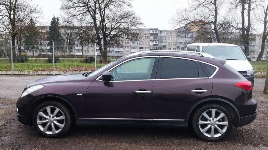 Инфинити EX 30 2010 в Клайпеда, объемом двигателя 2.99 л и пробегом 275 тыс. км за 7990 €, фото 6 на AUTOMOTO.COM.LV