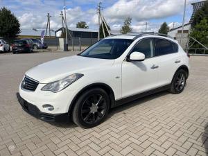 White Infiniti ex-30 2011 in Taurage, with an engine capacity of 3.00 L and mileage of 185 thousand km for 7700 €, photo 5 on AUTOMOTO.COM.LV