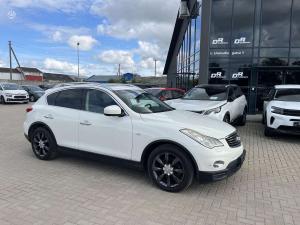 White Infiniti ex-30 2011 in Taurage, with an engine capacity of 3.00 L and mileage of 185 thousand km for 7700 €, photo 17 on AUTOMOTO.COM.LV