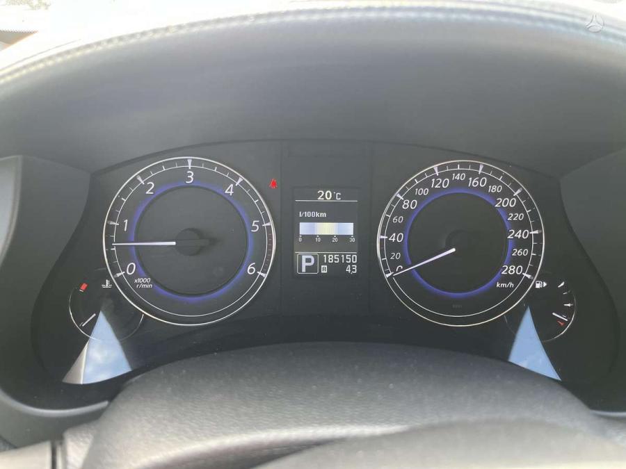 White Infiniti ex-30 2011 in Taurage, with an engine capacity of 3.00 L and mileage of 185 thousand km for 7700 €, photo 36 on AUTOMOTO.COM.LV