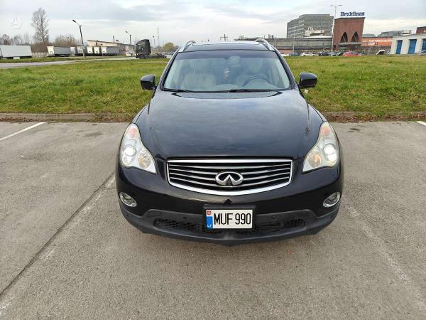 Melns Infiniti EX 35 2008 Šauļi, ar dzinēja tilpumu 3.50 L un nobraukumu 149 tūkst. km par 5380 €, foto 3 vietnē AUTOMOTO.COM.LV