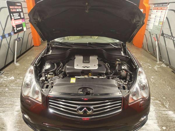 Red Infiniti EX 37 2013 in Taurage, with an engine capacity of 3.70 L and mileage of 130 thousand km for 7250 €, photo 9 on AUTOMOTO.COM.LV