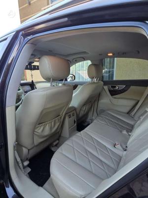Black Infiniti fx-30 2011 in Kaunas, with an engine capacity of 3.00 L and mileage of 241 thousand km for 8500 €, photo 13 on AUTOMOTO.COM.LV