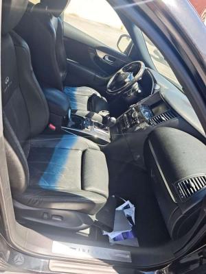 Black Infiniti fx-30 2011 in Vilnius, with an engine capacity of 3.00 L and mileage of 244 thousand km for 3800 €, photo 13 on AUTOMOTO.COM.LV