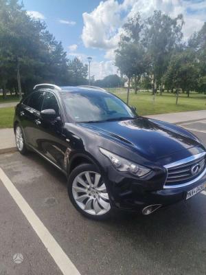 Black Infiniti fx-30 2013 in Druskininkai, with an engine capacity of 2.99 L and mileage of 230 thousand km for 10800 €, photo 3 on AUTOMOTO.COM.LV