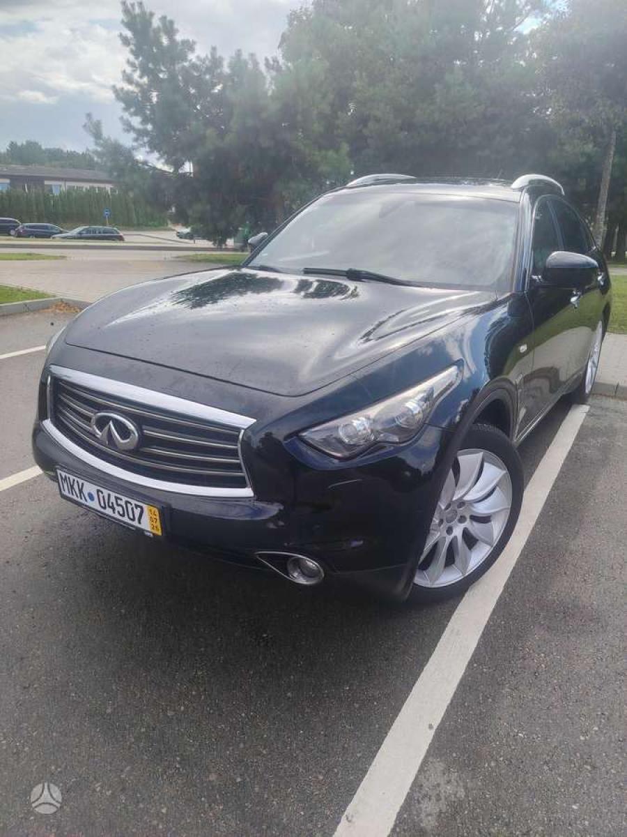 Black Infiniti fx-30 2013 in Druskininkai, with an engine capacity of 2.99 L and mileage of 230 thousand km for 10800 €, photo 6 on AUTOMOTO.COM.LV