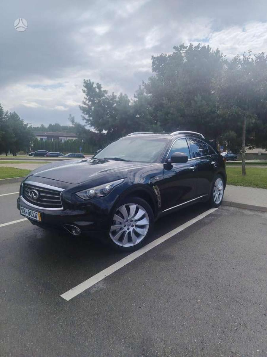 Black Infiniti fx-30 2013 in Druskininkai, with an engine capacity of 2.99 L and mileage of 230 thousand km for 10800 €, photo 7 on AUTOMOTO.COM.LV